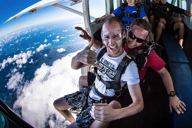 Cairns: Tandem Skydive Experience over Reef & Rainforest - Real Voices from the Skydiving Community