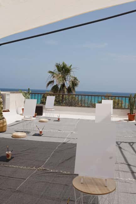 Cala Millor: Cava & Canvas Art Night at Coconut Shack - Analyzing the Value
