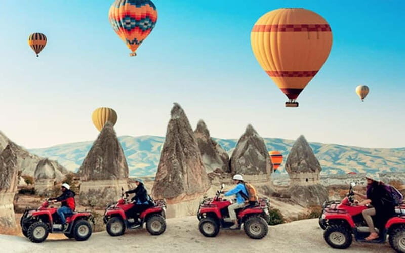 Cappadocia: Sunrise Photo Shoot with Running Horses - The photographer team and what to expect