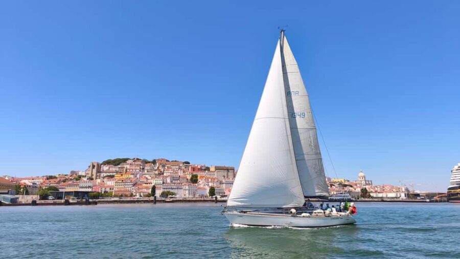 Cascais: Lisbon Morning Breeze Sailing Tour, Thursday - The Itinerary in Detail
