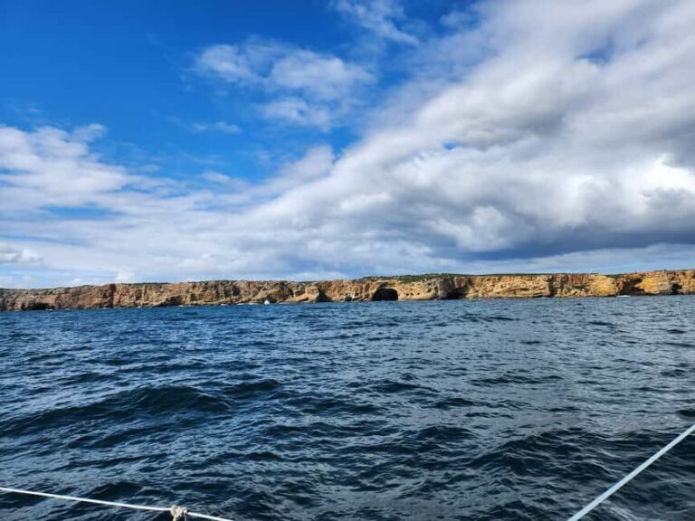 Cascais/Portimão: Private Yacht Cruise with Drinks - Authenticity and What Travelers Say