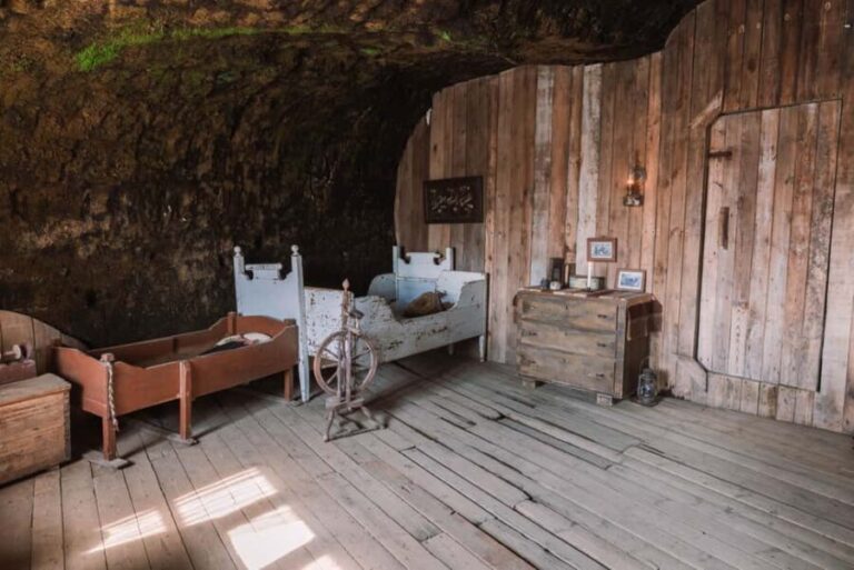 Caves of Laugarvatn Standard Tour - Final Thoughts: Who Should Consider This Tour?