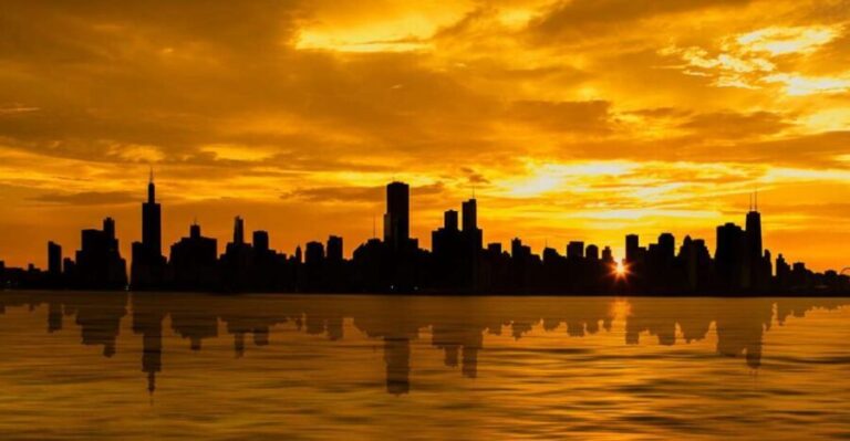 Chicago: 1.5-Hour Scenic Sunset Lake Cruise - Who Should Consider This Sunset Cruise?
