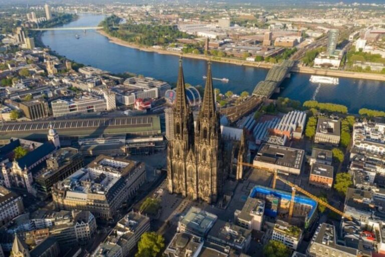 Cologne: Custom Private Walking Tour with a Local Guide - Detailed Breakdown of the Tour Experience