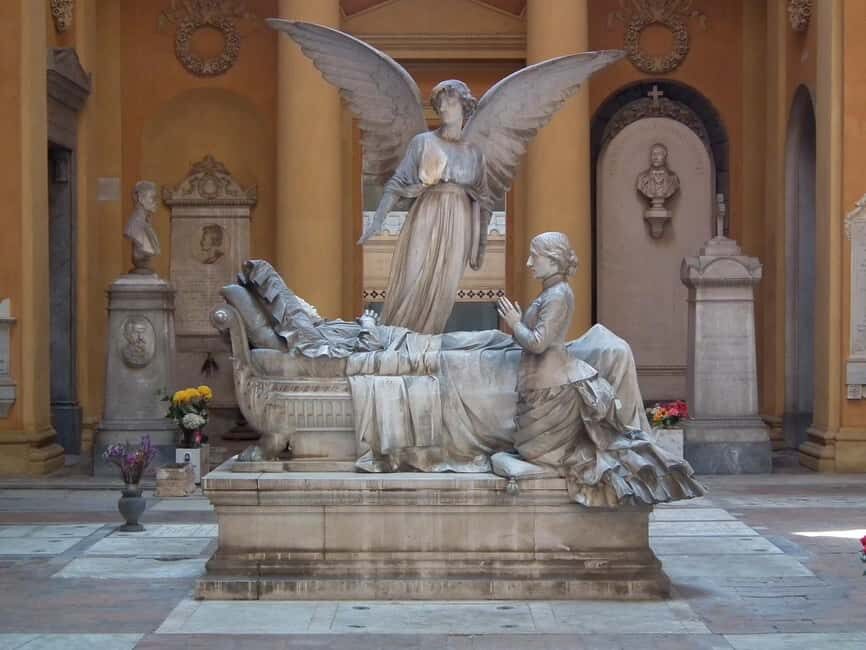 "Corrispondenze d'amorosi sensi" (Correspondences of Loving Senses): guided visit to the Certosa di Bologna - Who Should Consider This Tour?
