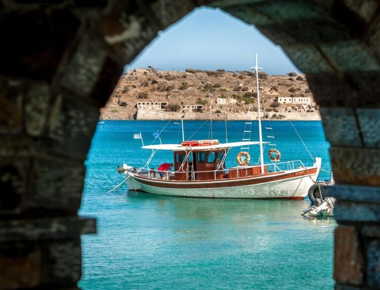 Crete: Spinalonga Island-Plaka Village-Agios Nikolaos Tour