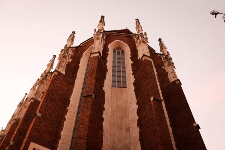 Criminal Kazimierz: In the Footsteps of the Krakow's Vampire - Exploring Krakow’s Dark Side: Crime Sites and Stories