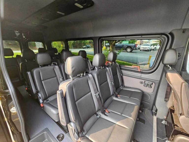 Customizable Private Self-Guided Tour of Washington DC - The Transportation and Service