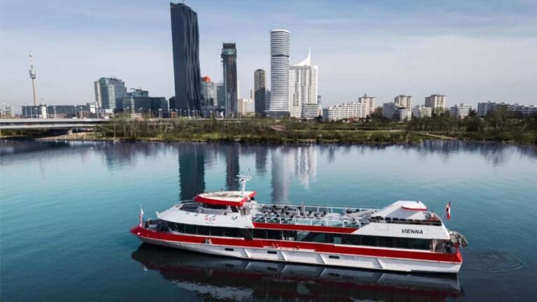 Danube Panorama Tour with free-flowing Prosecco - Authentic Experiences From Past Travelers