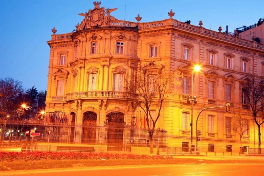 Dark Stories of Madrid  Private Walking Tour - What the Tour Includes & Practical Tips