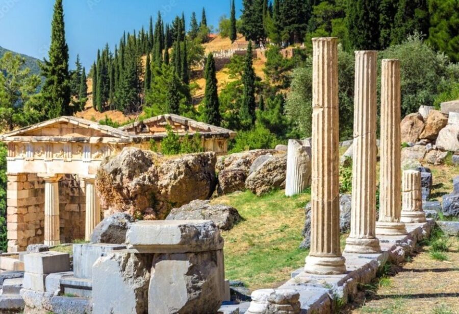 Delphi Self-guided Tour with 3D Models & Audio - How the Tour Works