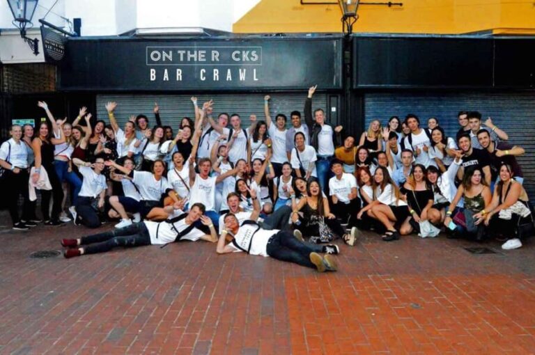 Edinburgh Halloween Bar Crawl: 5+ Venues, Free Shots & More - What Travelers Say