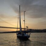 Exclusive Sunset Cruise (for your group of 2-8 people) with wine and snacks - Who Will Love This Experience?