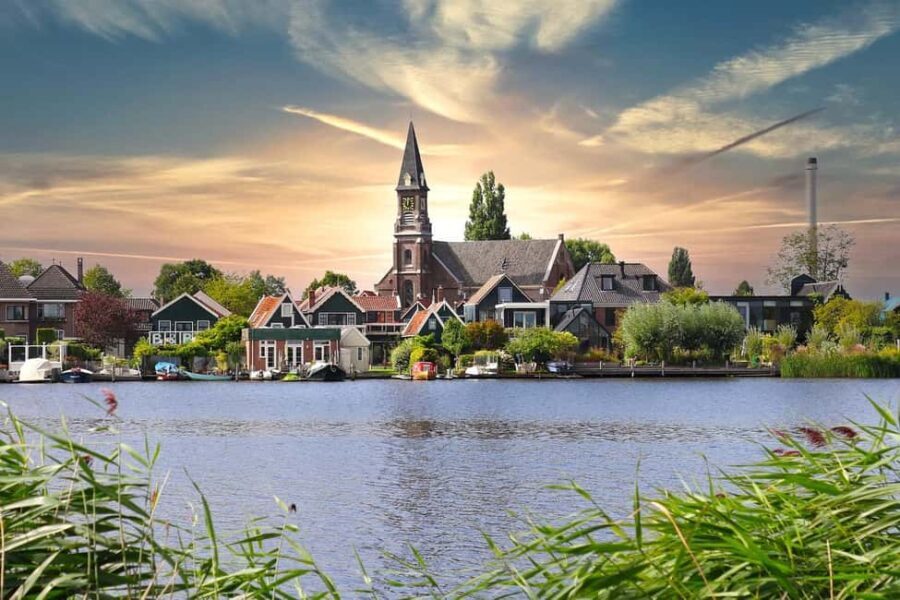 Exclusive VIP Private Tour of Zaans Schans, Edam, Volendam, Marken - Introduction to the Tour Experience