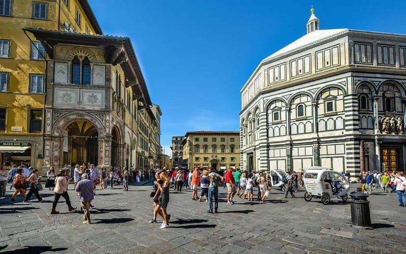Florence:Accademia Gallery Entry with Host & Interactive App - Exploring the Accademia’s Highlights