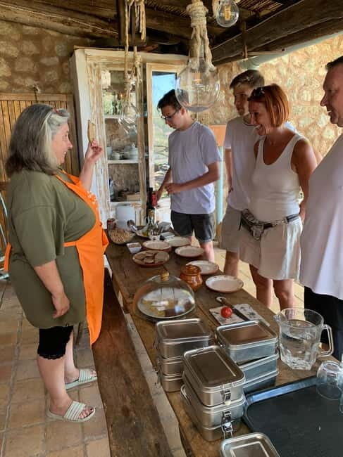 Fornalutx - hiking to the olive farm & oil tasting - The Value of This Experience