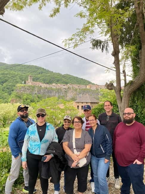 From Barcelona: Girona, Besalú & Medieval Villages Day Trip - Exploring Girona: The Heart of Catalonias Medieval Heritage