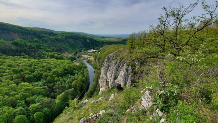 From Cluj: Gorges of Crisul Repede River - Who Will Love This Tour?