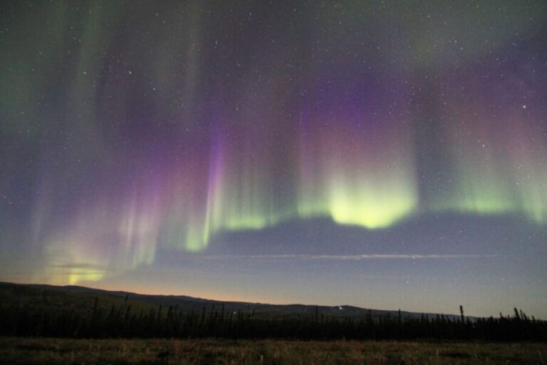 From Fairbanks: Northern Lights & Murphy Dome Tour - An In-Depth Look at the Murph-Dome Northern Lights Tour