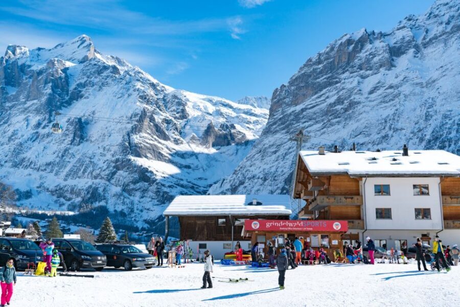 From Interlaken: Grindelwald Beginners Snowboarding Lesson - What Makes This Tour Stand Out?