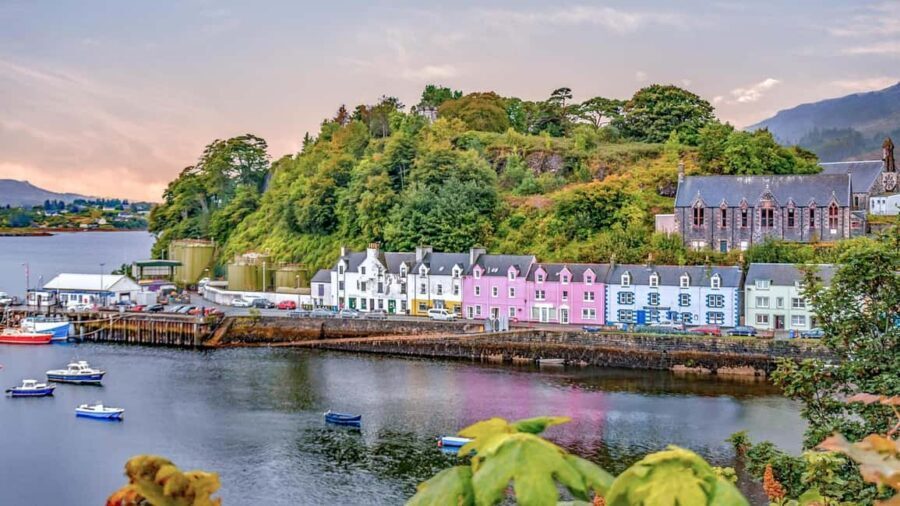 From Inverness: Isle of Skye and Eilean Donan Castle Tour - The Transport & Group Experience