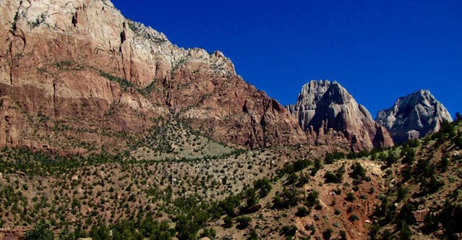 From Las Vegas: Private Transfer to Zion National Park - The Scenic Drive & Breaks