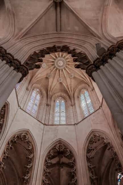 From Lisbon: Tour of Fatima, Nazaré, and Óbidos with an English-speaking tour guide - A Taste of Portugal’s Coastal and Medieval Charms