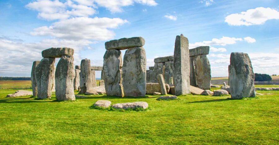 From London: Private Trip to Stonehenge with Hotel Transfer - Who Should Consider This Tour?
