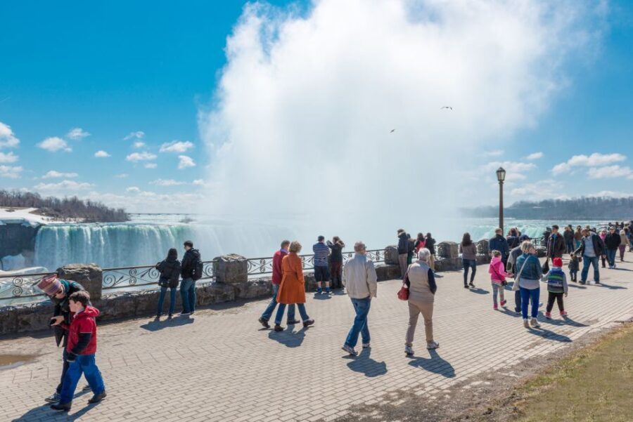From NYC: Niagara Falls, Washington, and Philadelphia Tour - The Second Day: Washington D.C. – The Political Heart
