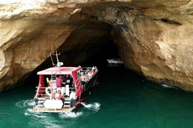 From Portimão: 2-Hour Catamaran Tour to Benagil Caves - The Itinerary: What to Expect