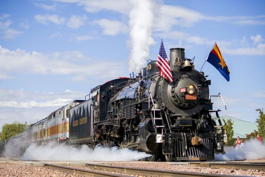 From Williams: Grand Canyon Railway Round-Trip Train Ticket - Practical Tips for Your Trip