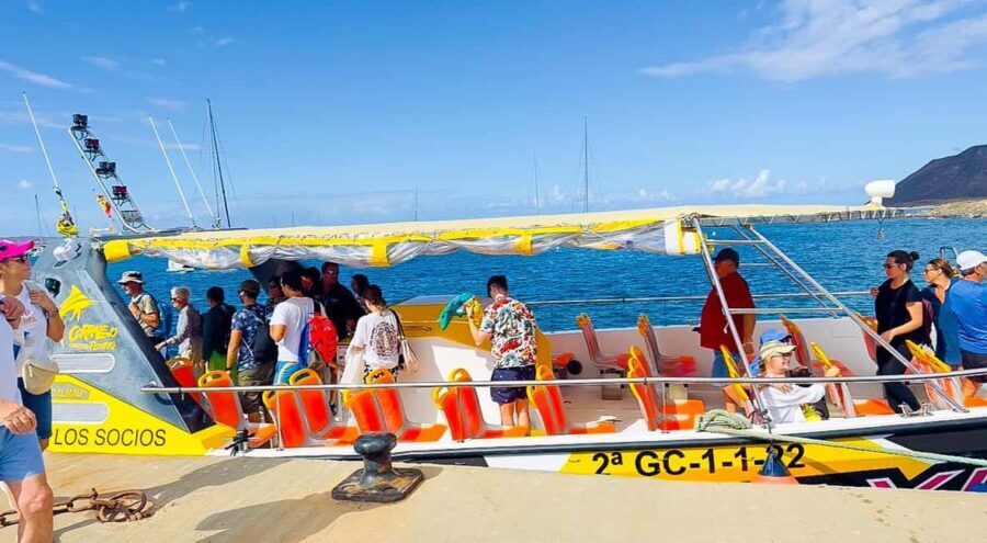Fuerteventura: Lobos Island Guided Tour with Snorkeling - Key Points