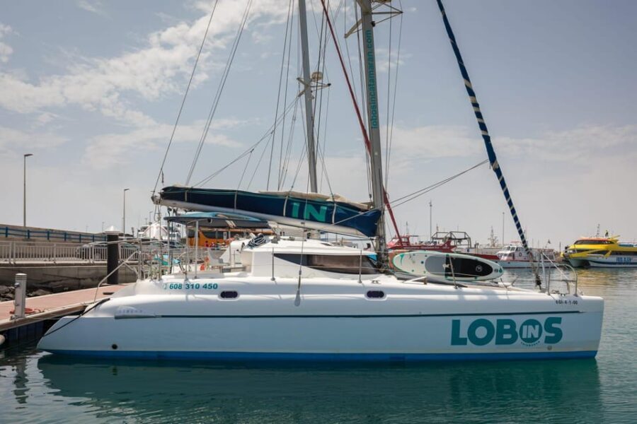 Fuerteventura: PRIVATE Catamaran All Inclusive Lobos in - Snorkeling and Paddleboarding: Active Fun in Calm Waters