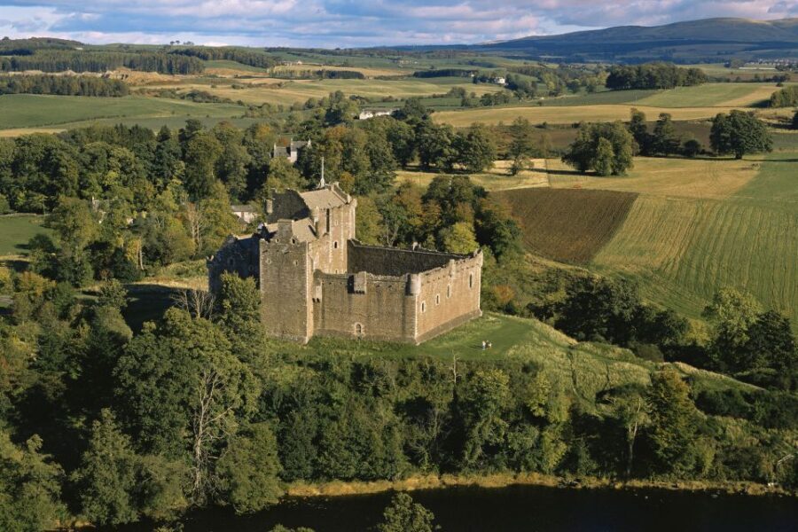 Full-Day Custom Tour: Loch Ness, Glencoe and Highlands - Transport & Comfort