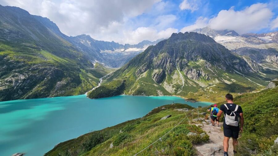 Full-Day Hiking Swiss Alps and Lake with Pick-up - Itinerary and What to Expect