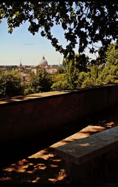 Gianicolo and Trastevere: Path of Heroes, Flavors, and Traditions - Detailed Breakdown of the Itinerary