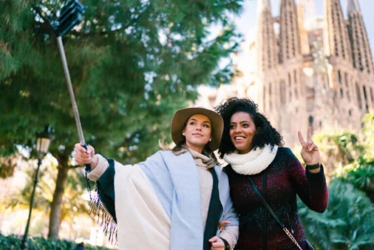Gothic Quarter: Gourmet Food Private Tour & Sagrada Familia - Authenticity and Traveler Feedback