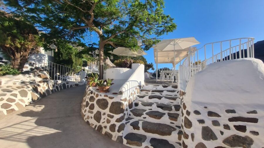 Gran Canaria: Spanish Tapas and Wine Tasting Tour in Mogan - The Details: Practical Information and Tips