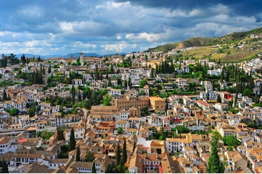 Granada : Albayzin and Sacromonte Walking Tour - An Authentic Glimpse of Granada’s Spirit