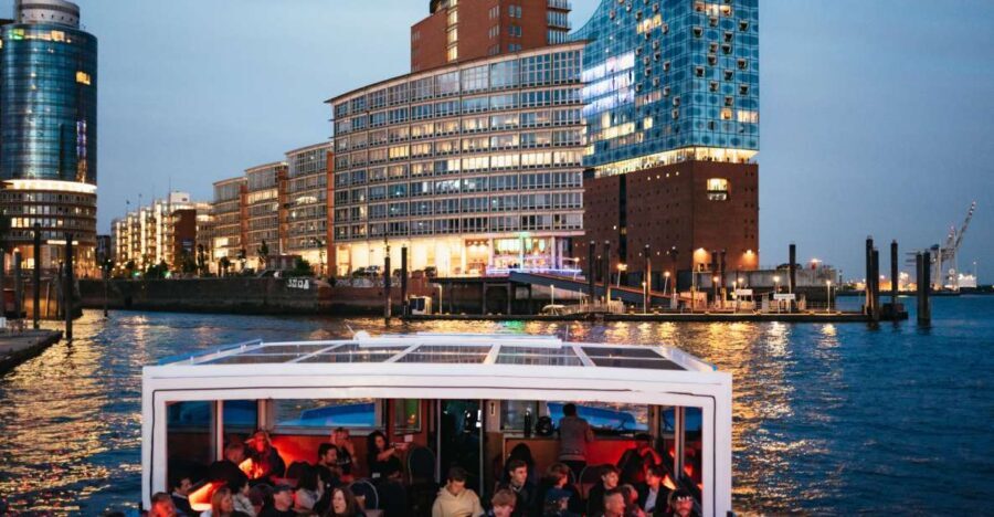 Hamburg: 1-Hour Evening Harbor Lights Cruise - Itinerary Breakdown: What to Expect