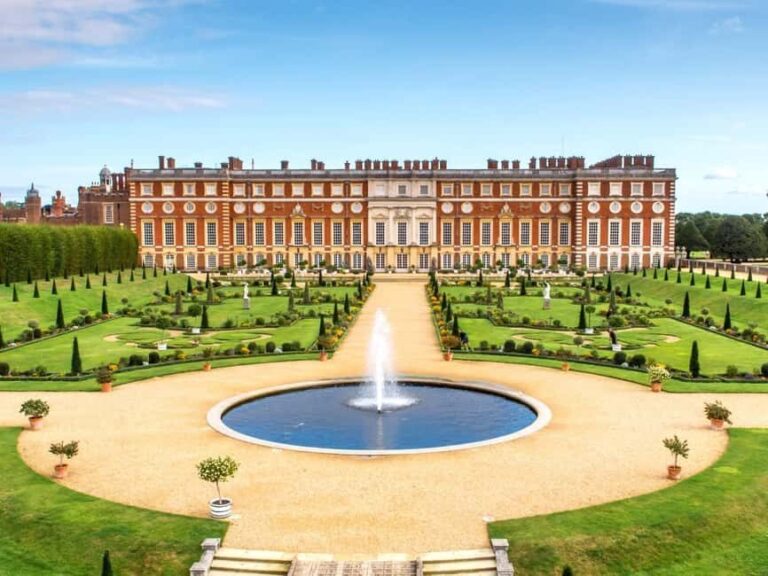 Hampton Court Palace Half-Day Trip from London with Tickets - Frequently Asked Questions