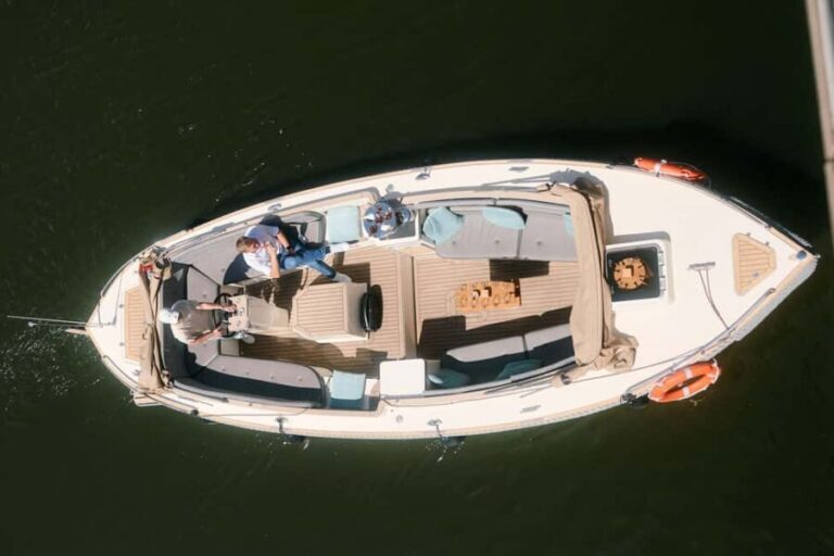 Heidelberg: Private boat trip with captain, 1.5 hours, up to 12 guests, from $40 per person - Practical Details and Tips