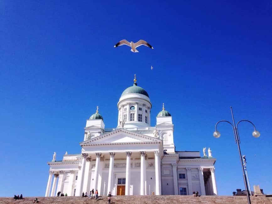 Helsinki: 2-hour Best Intro Walking Tour with a Local - Insights and Tips from a Local Perspective
