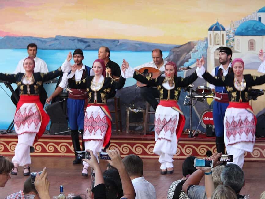 Heraklion: Cretan Folklore Night with Dinner & Transfers - Food and Drink – A True Cretan Feast
