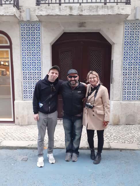 Historical walking tour in Alfama - Authenticity and Connection