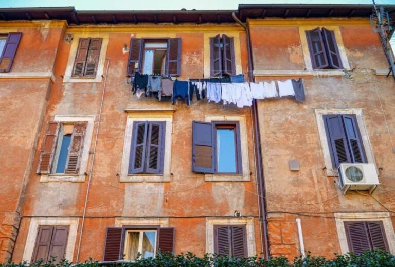 History, Curiosities, and Secrets of Rome's Garbatella District by Night - An In-Depth Look at the Tour Experience