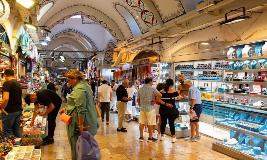 Istanbul: 2 Continents, 1 City: From Europe to Asia Tour - Exploring Kadköy — Authentic and Vibrant