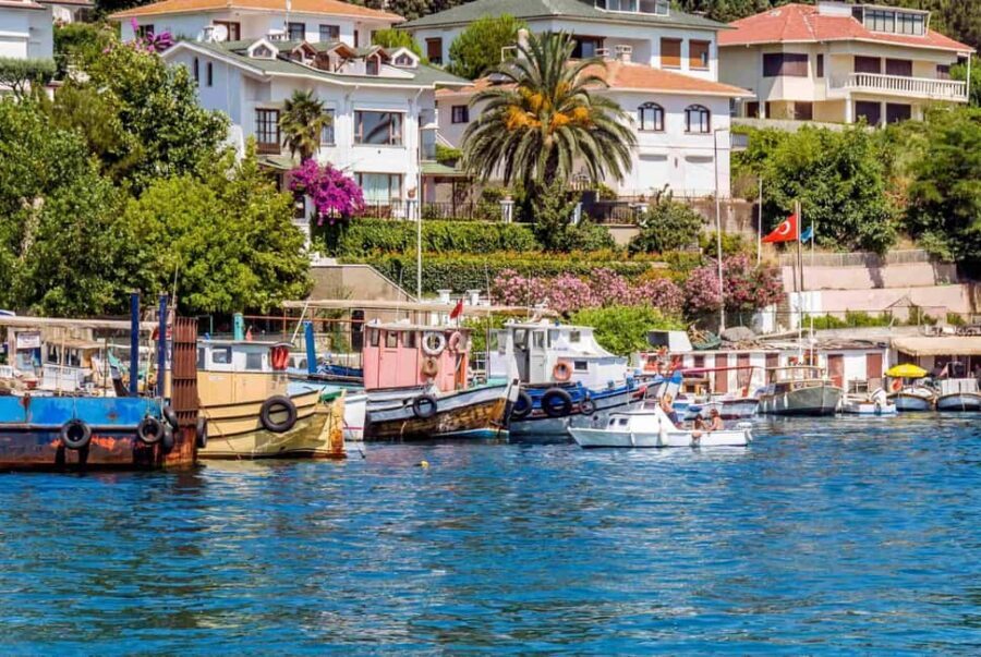 Istanbul 3 Island Cruise with Lunch & Free Time - The Experience and Authenticity