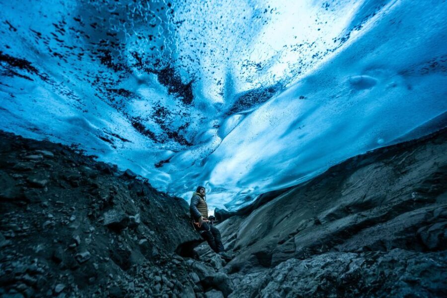 Jökulsárlón: Glacier Hike to a Remote Ice Cave - The Guided Tour in Detail