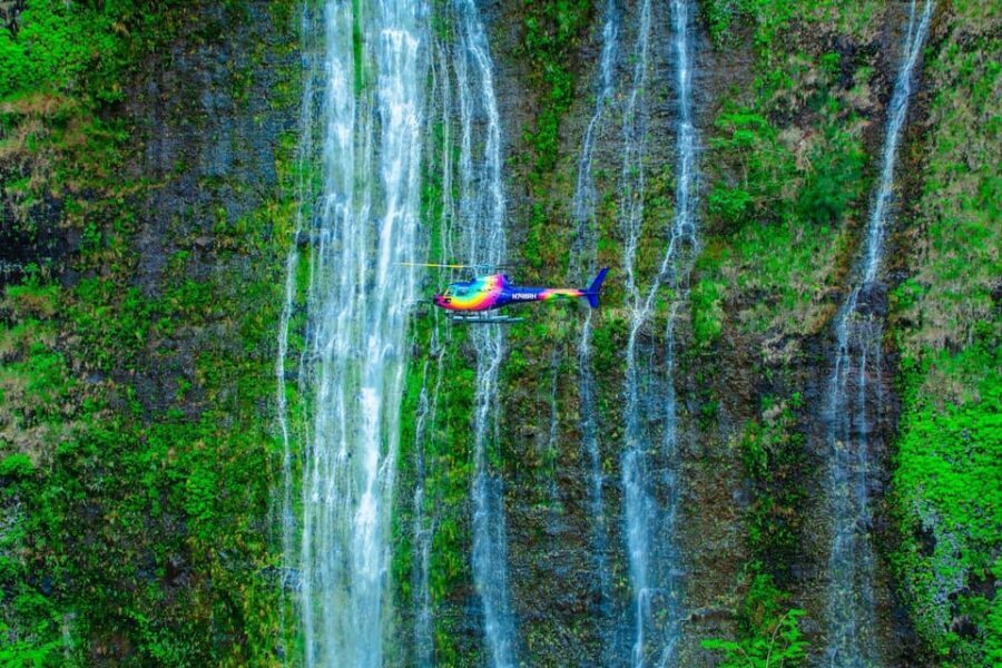 Kailua-Kona: Kohala, Volcanoes and Waterfall Helicopter Tour - The Value of the Tour